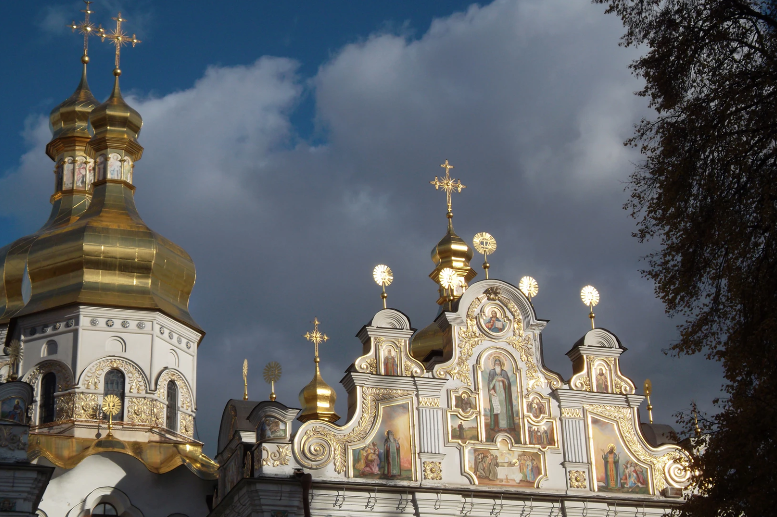 Why We All Love The Lavra